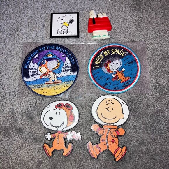 Peanuts | Other | Peanuts Snoopy Charlie Brown Space Astronaut Nasa ...